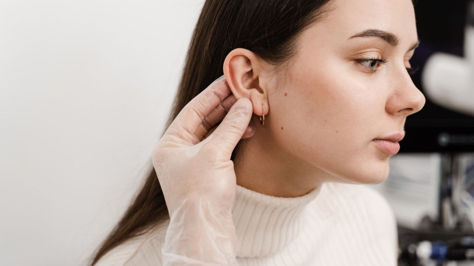 Understanding Blocked Ears | Phoenix Health Hub